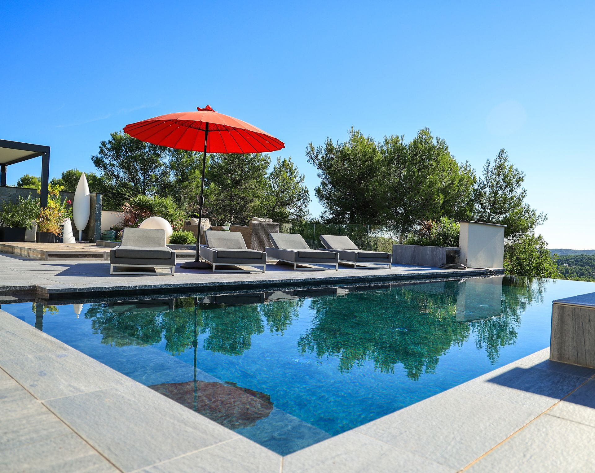 Rénovation de piscine à Montpellier depuis plus de 30 ans